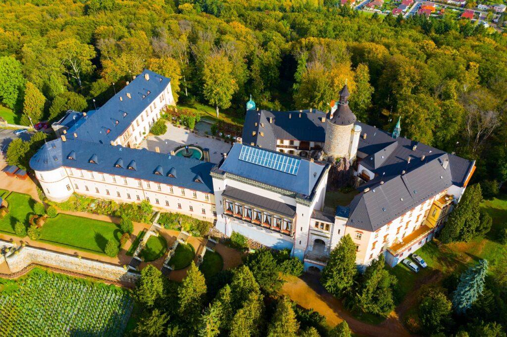 Zámek Zbiroh – recenze, cena vstupného, prohlídky - Vcestovani.cz